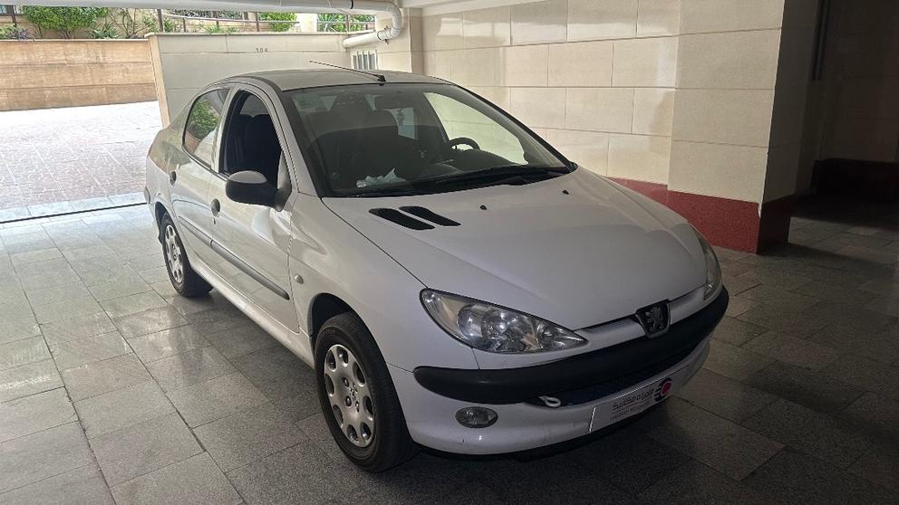 خرید و فروش پژو 206 صندوقدار V8 مدل 1399 نقد و اقساط – همراه مکانیک