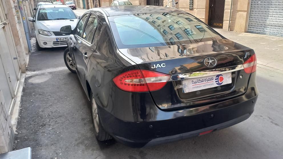 خرید و فروش جک J5 دنده ای 1500 مدل 1395 با ضمانت – همراه مکانیک