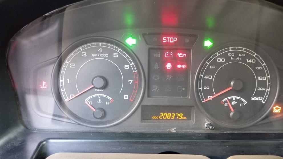 خرید و فروش پژو 405 Glx مدل 1395 با ضمانت – همراه مکانیک