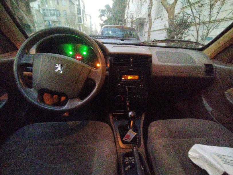 خرید و فروش پژو 405 SLX دنده ای مدل 1394 با ضمانت – همراه مکانیک