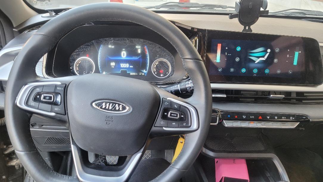 خرید و فروش ام وی ام X33 CROSS دنده ای مدل 1402 نقد و اقساط – همراه مکانیک