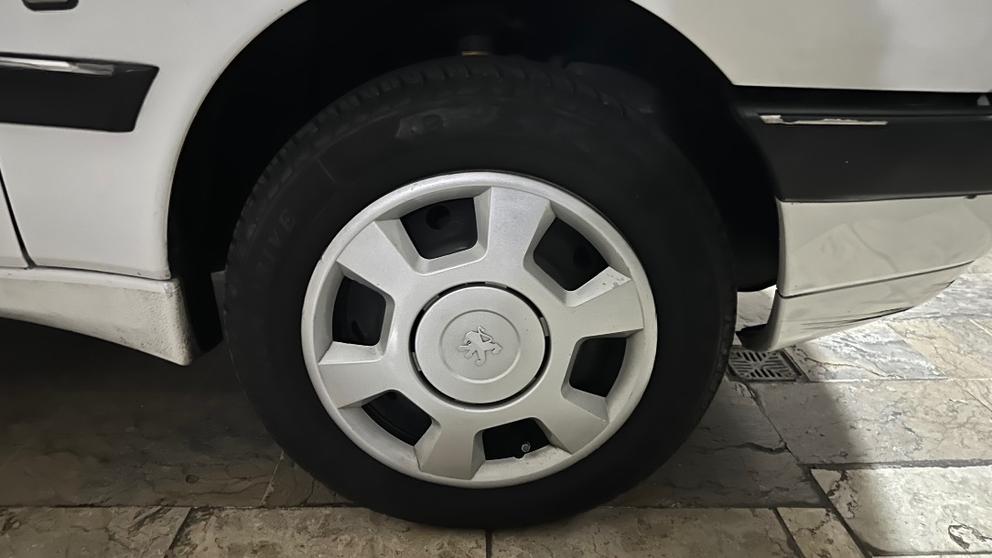 خرید و فروش پژو 405 SLX دنده ای مدل 1398 نقد و اقساط – همراه مکانیک