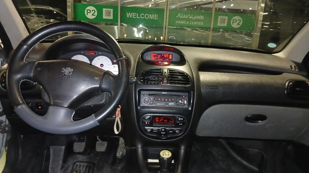 خرید و فروش پژو 206 صندوقدار V8 مدل 1394 با ضمانت – همراه مکانیک