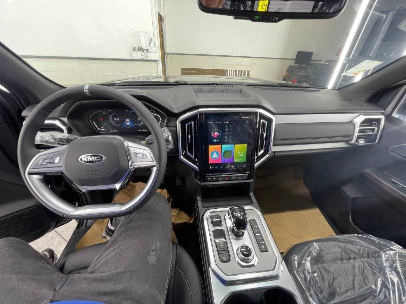 خرید و فروش کی ام سی T9 توربو 2000 مدل 1403 نقد و اقساط – همراه مکانیک