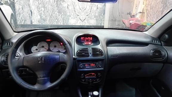 خرید و فروش پژو 206 صندوقدار V8 مدل 1396 با ضمانت – همراه مکانیک