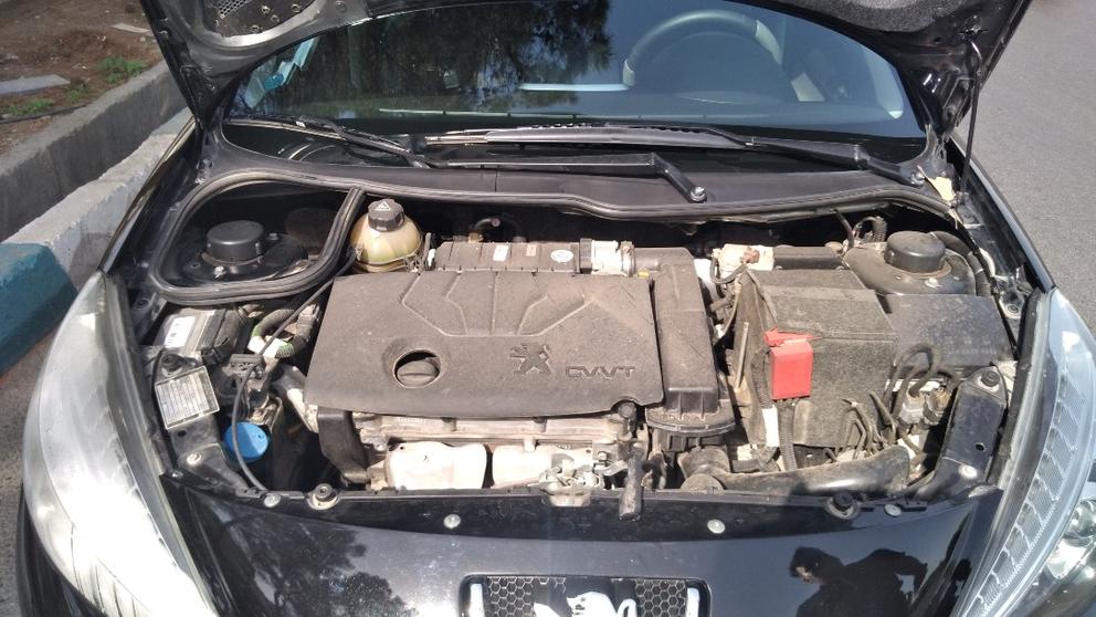 خرید و فروش پژو 207 اتوماتیک سقف شیشه ای - ESP مدل 1402 نقد و اقساط – همراه مکانیک