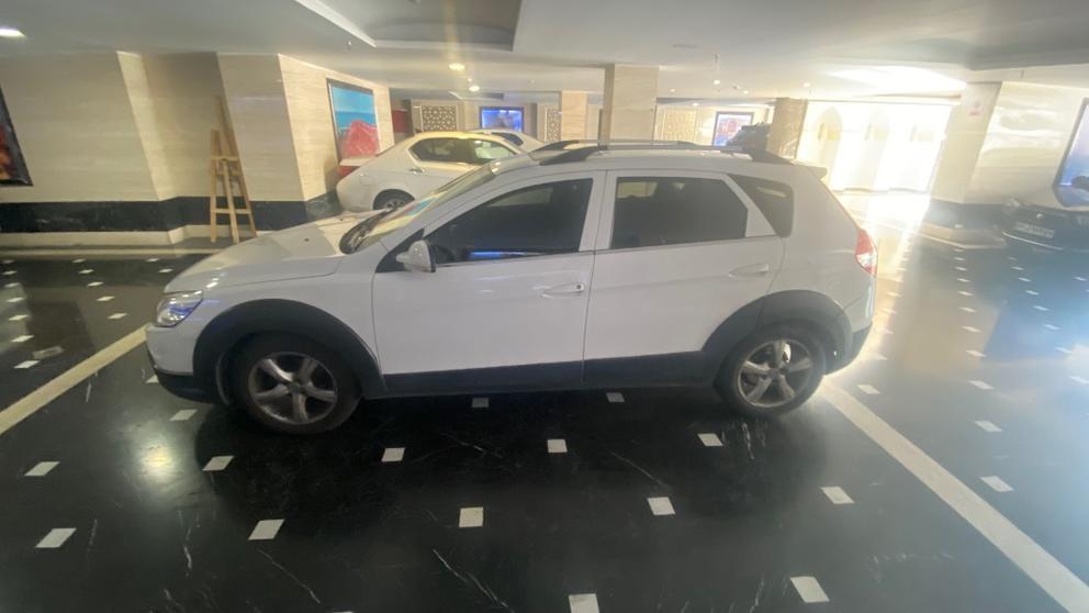 خرید و فروش دانگ فنگ H30 cross اتوماتیک مدل 1396 با ضمانت – همراه مکانیک