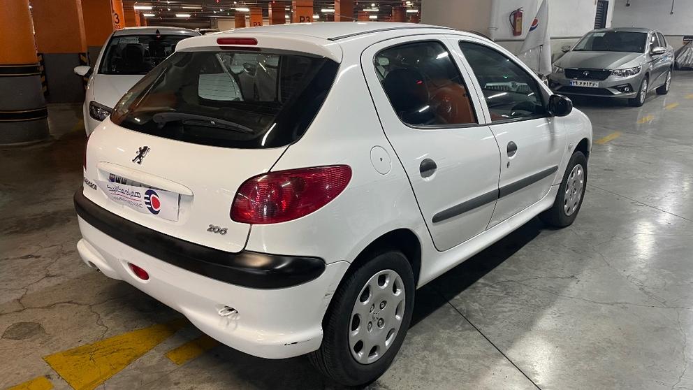 خرید و فروش پژو 206 تیپ 2 نیمه فول مدل 1398 نقد و اقساط – همراه مکانیک