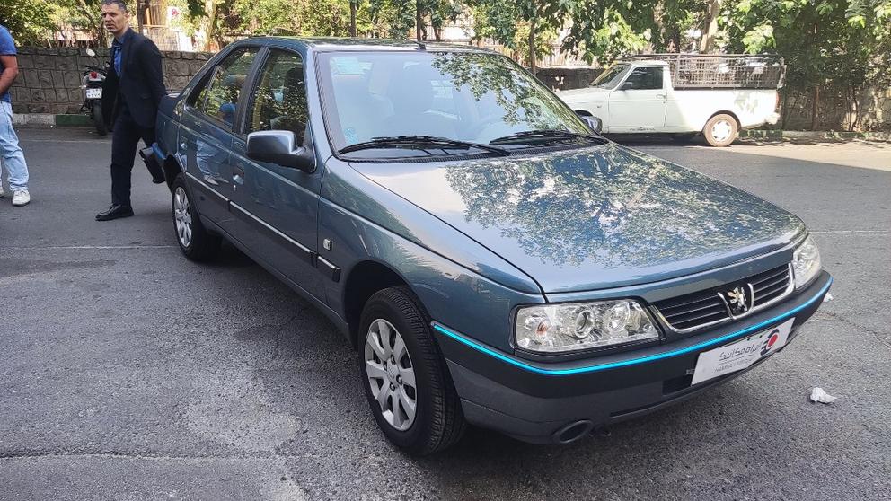 خرید و فروش پژو 405 SLX دنده ای مدل 1397 با ضمانت – همراه مکانیک