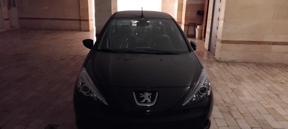 خرید و فروش پژو 207 دنده ای نیمه فول - ESP مدل 1404 نقد و اقساط – همراه مکانیک