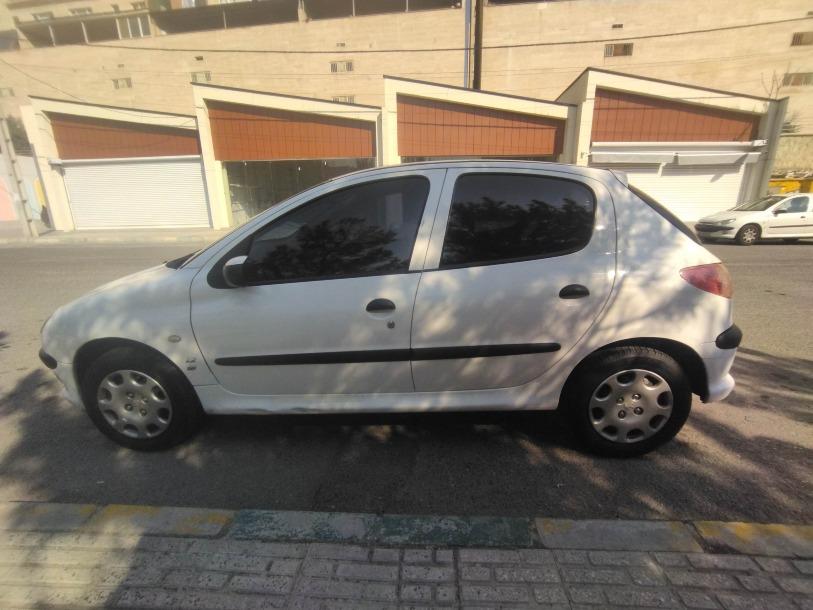 خرید و فروش پژو 206 تیپ 5 مدل 1393 با ضمانت – همراه مکانیک