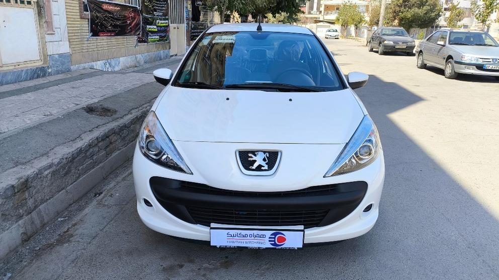 خرید و فروش پژو 207 اتوماتیک - ESP مدل 1403 نقد و اقساط – همراه مکانیک